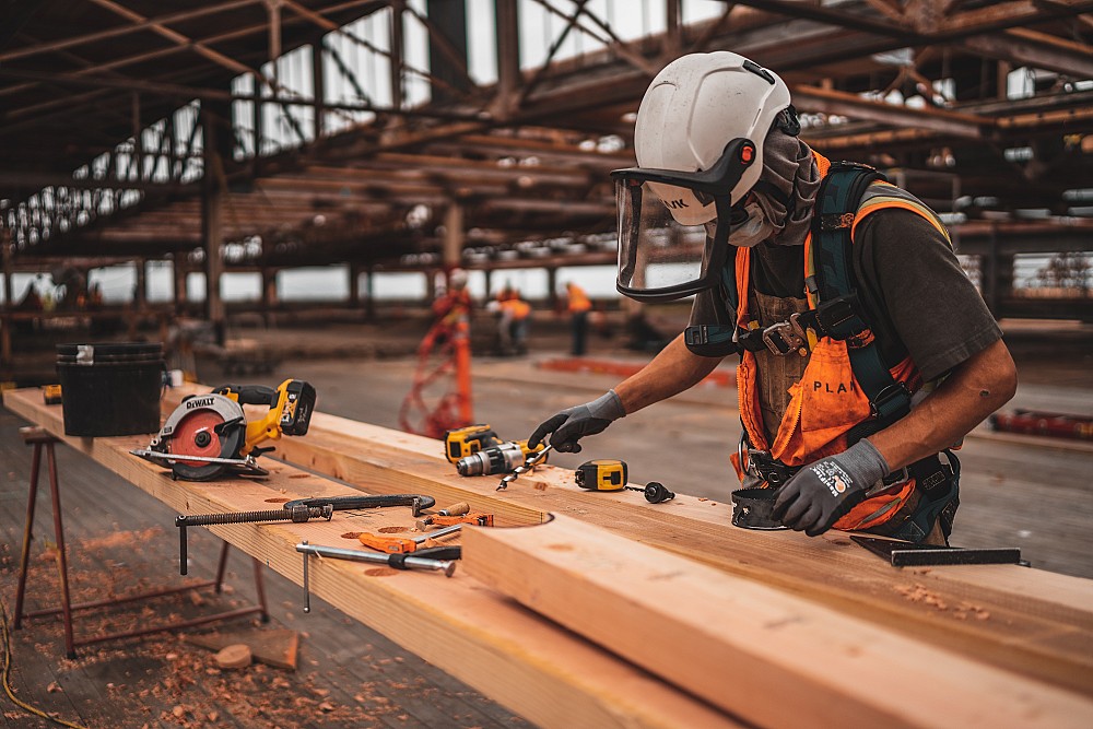 Comprendre le caces r372 : un atout pour le secteur de la construction